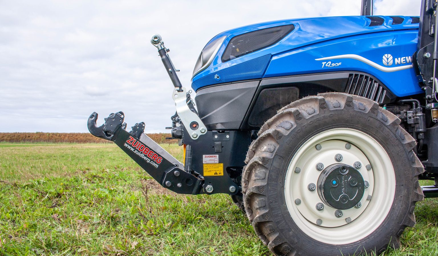 New front linkage systems for New Holland T4 and T5 models - Lynx ...