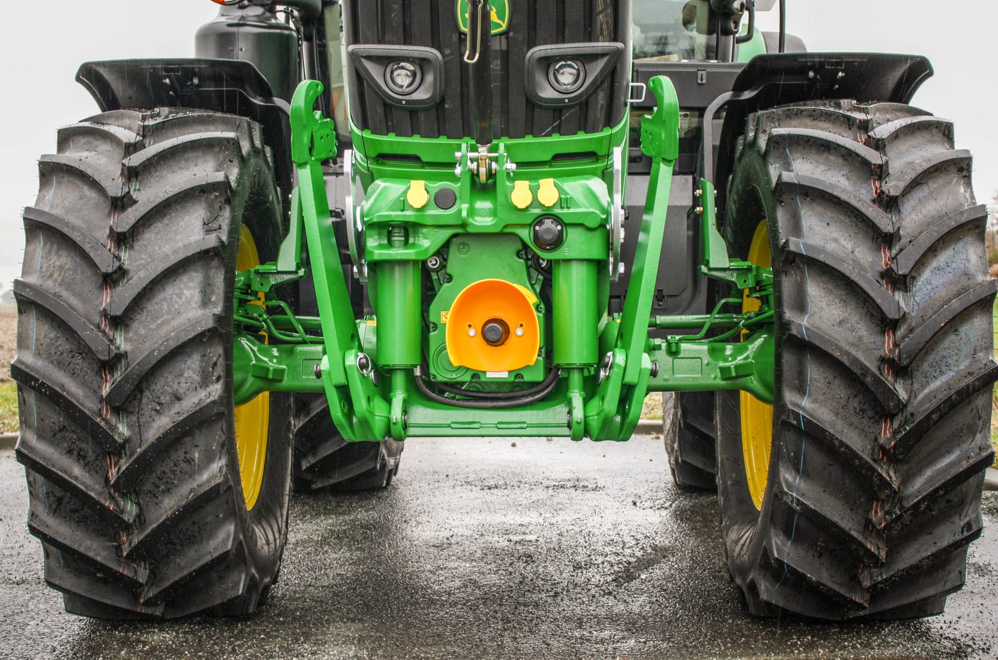 New front linkage and PTO systems for latest John Deere 6R models ...