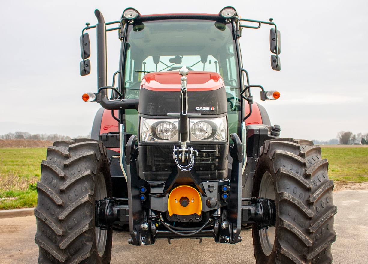 New front linkage and PTO for Case Farmall A (Stage 5) - Lynx ...