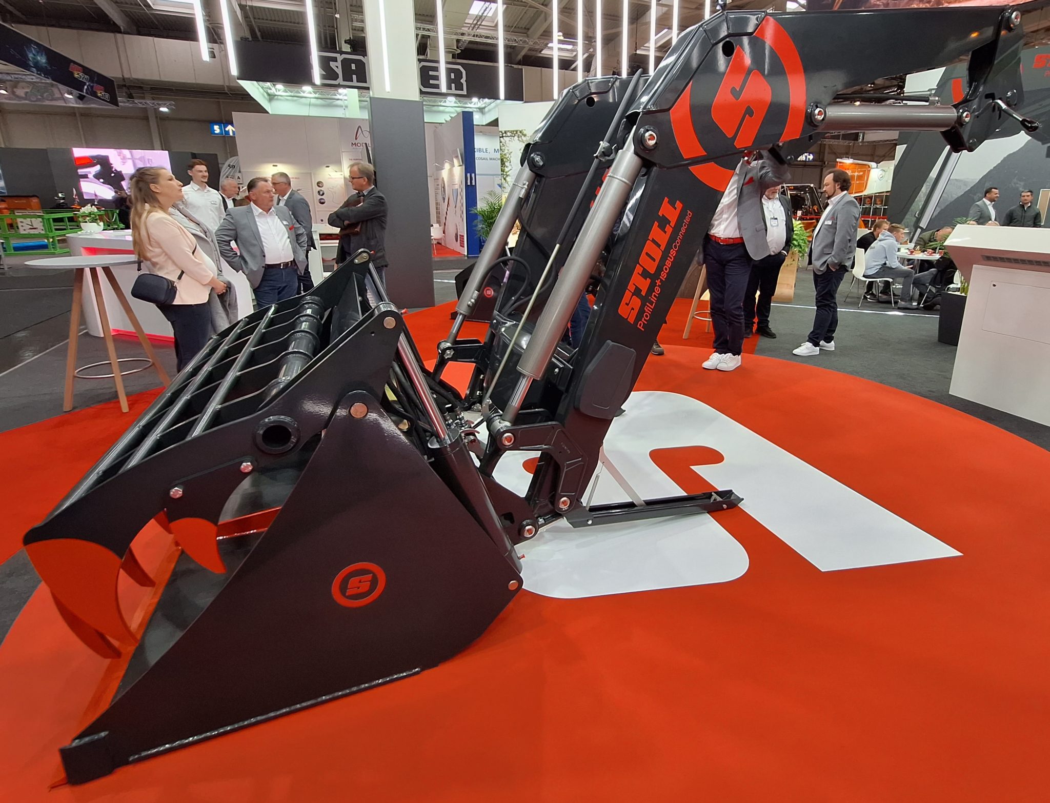 New STOLL ISObus front loader debuts at LAMMA - Lynx EngineeringLynx ...