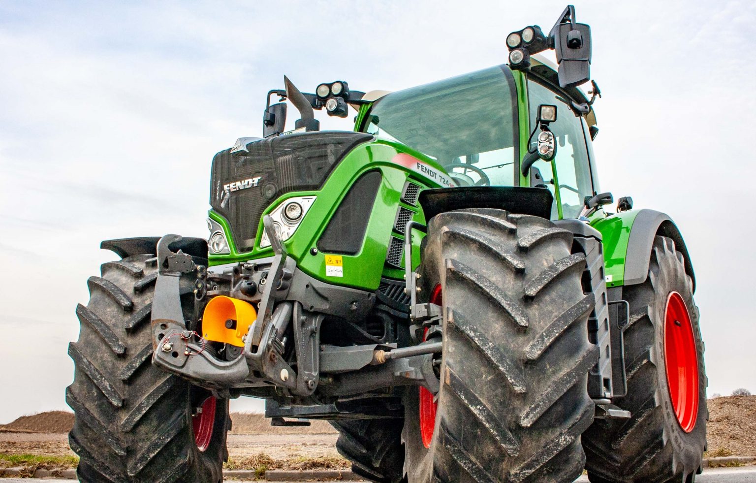New PTO system for Fendt 700 S4 Series - Lynx EngineeringLynx Engineering