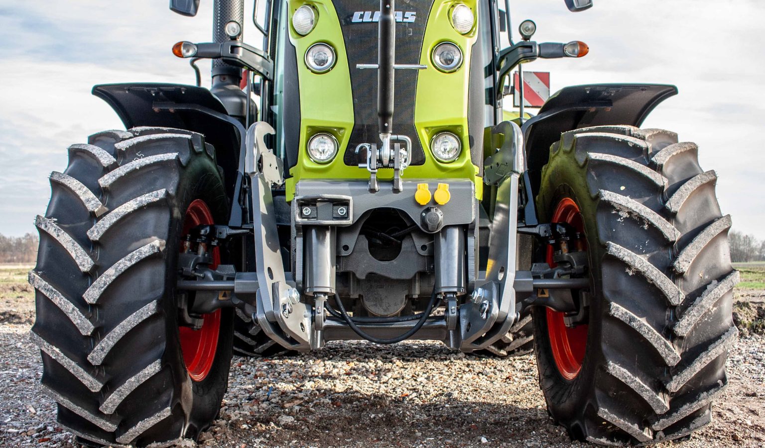 New front linkage and PTO retrofit package for Arion 600 Series - Lynx ...