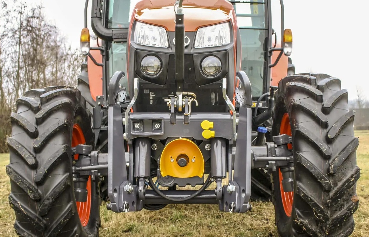 NEW FRONT LINKAGE AND PTO FOR KUBOTA M5002 SERIES - Lynx ...